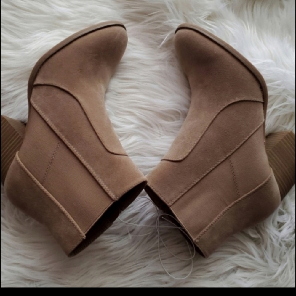 Universal Thread Block Heels Ankle Booties - Gem